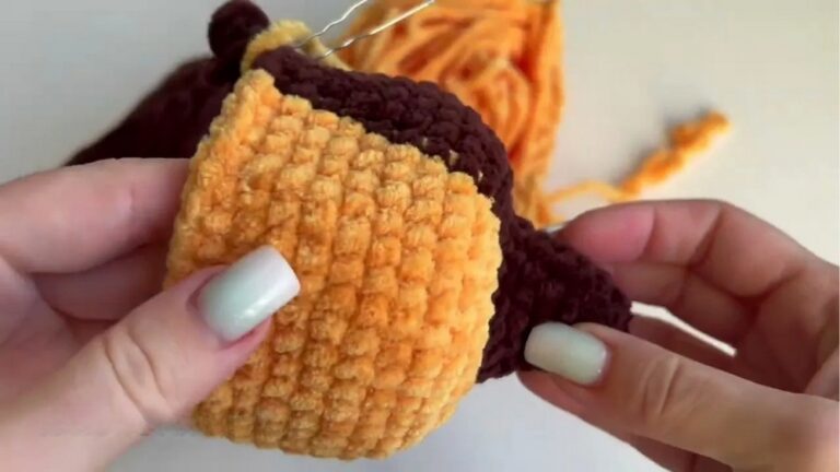 How to Crochet Realistic Cobra Pattern for Halloween Displays and ...