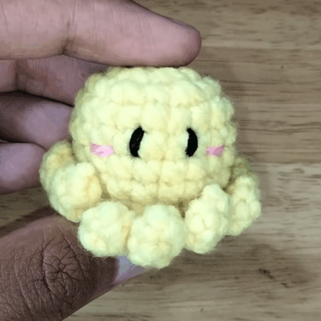 Easy and Free Crochet Bumblebee Pattern for Beginners - All Thing Crafts