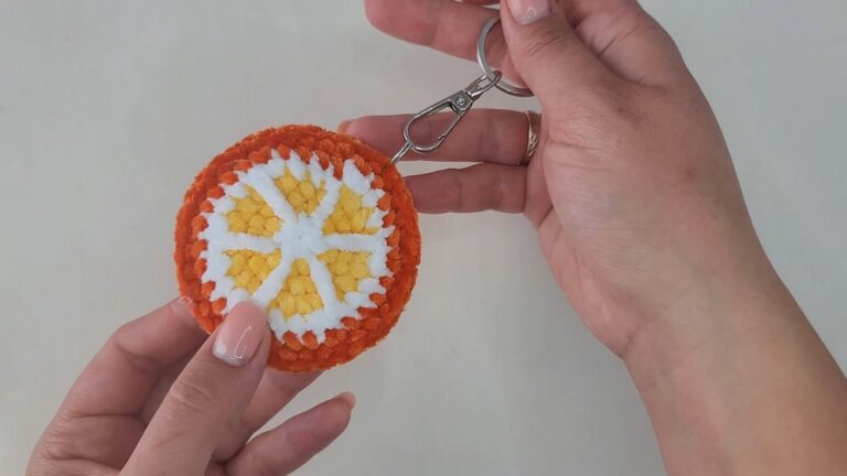 How to Crochet Orange Slice Keychain Pattern for a Fruity Touch - All ...