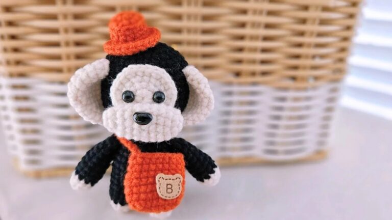 Free Crochet Monkey Keychain Pattern for Creative Accessories - All ...