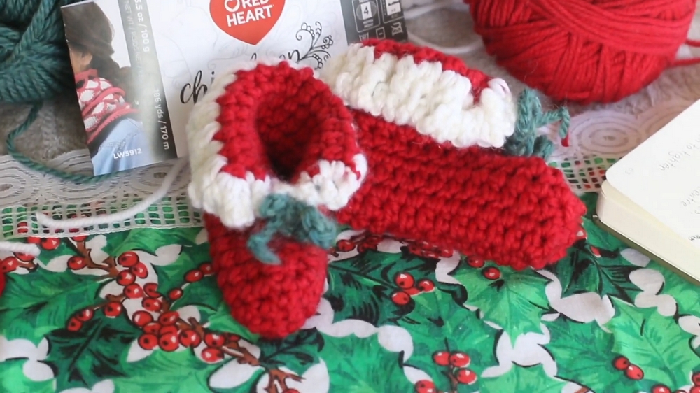 Learn Cute Crochet Christmas Booties Pattern for Holiday Warmth - All ...
