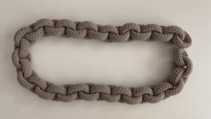 How to Crochet a Chain Scarf Pattern for Everyday Fashion - All Thing ...