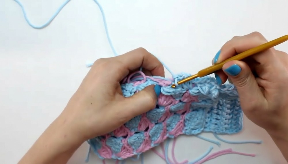 Compact Crochet Charger Holder Pattern for Daily Use - All Thing Crafts