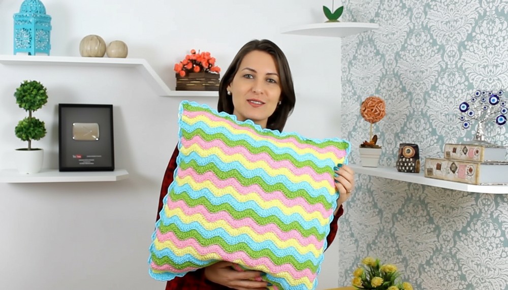 Bold Crochet Striped Pillow Pattern Adding Texture to Sofas - All Thing ...
